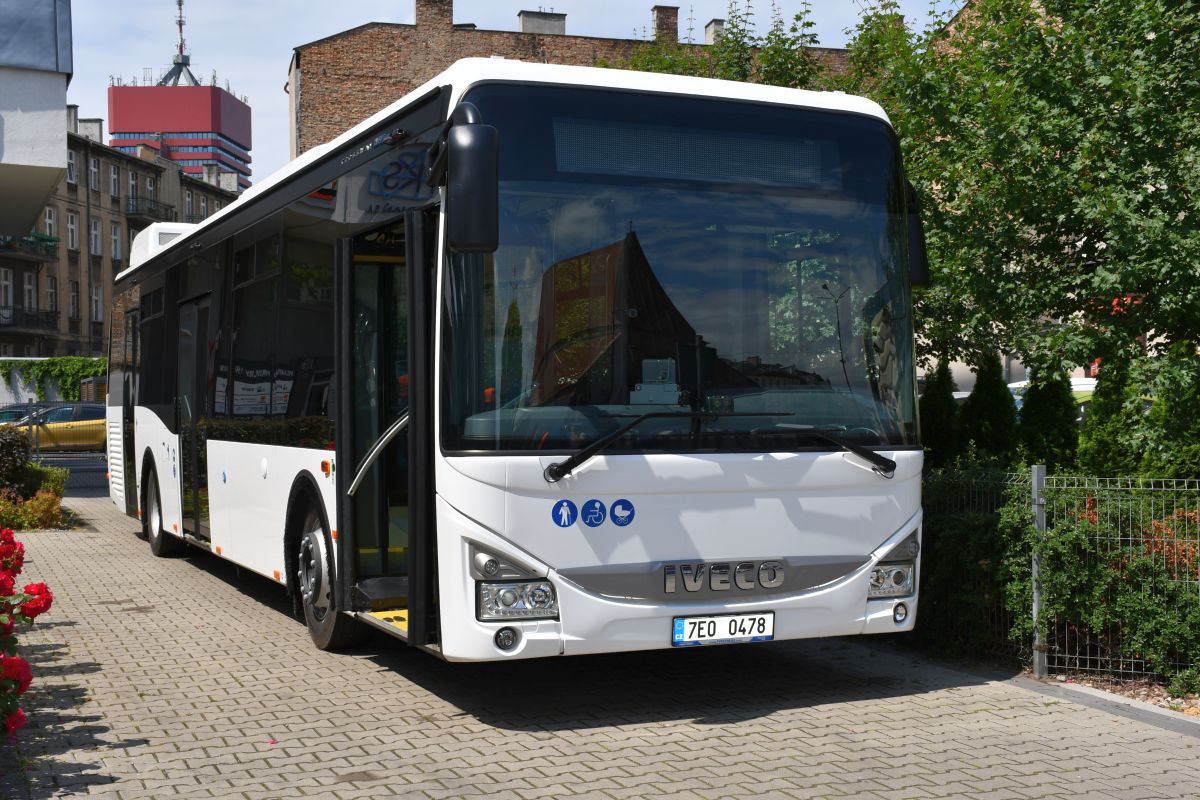 WTR z umową na pierwsze autobusy hybrydowe dla PKS Poznań - Miasto i ...